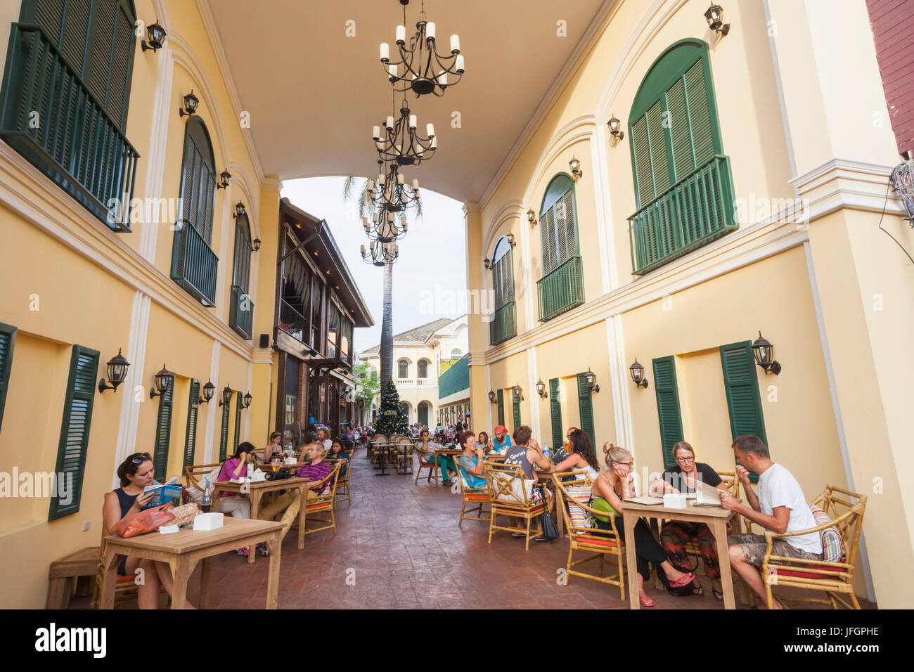 Thailand, Bangkok, Khaosan Road, Typical Restaurants Stock Photo - Alamy