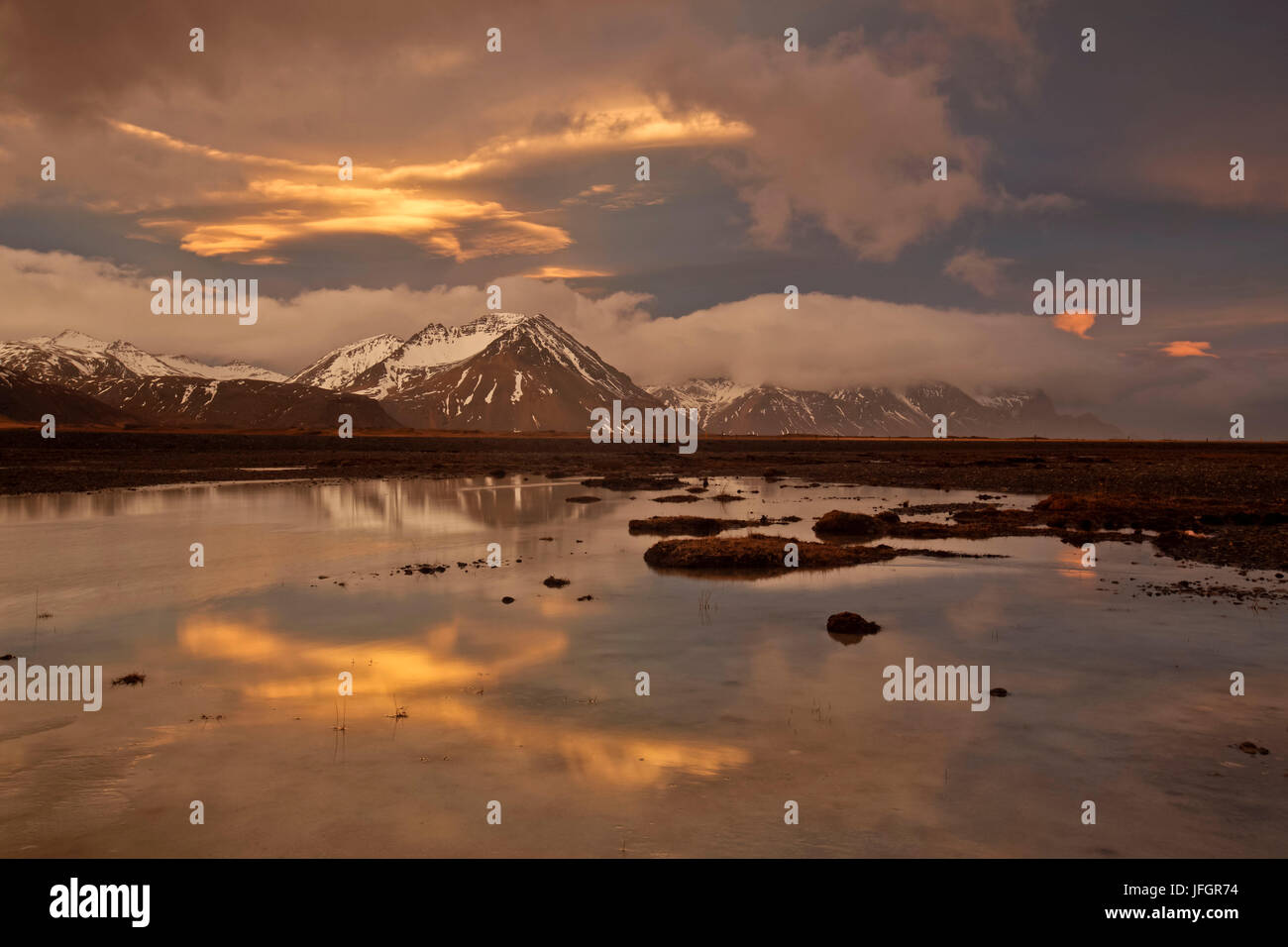 Ostisland hi-res stock photography and images - Alamy