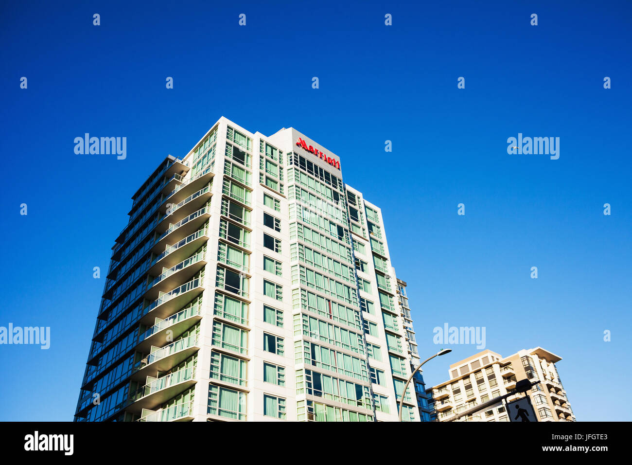 Victoria marriott inner harbour hi-res stock photography and images - Alamy