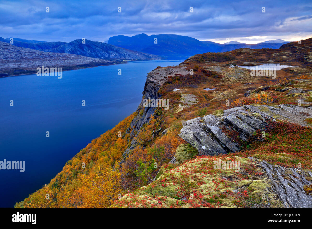 Peninsula nesna hi-res stock photography and images - Alamy