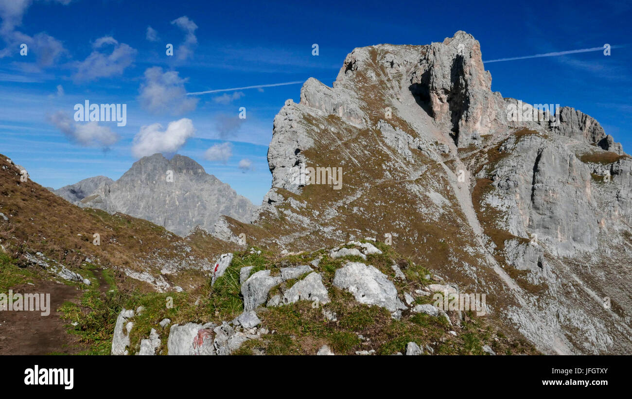 Narrow steep path by autumnal schrofen hi-res stock photography and ...