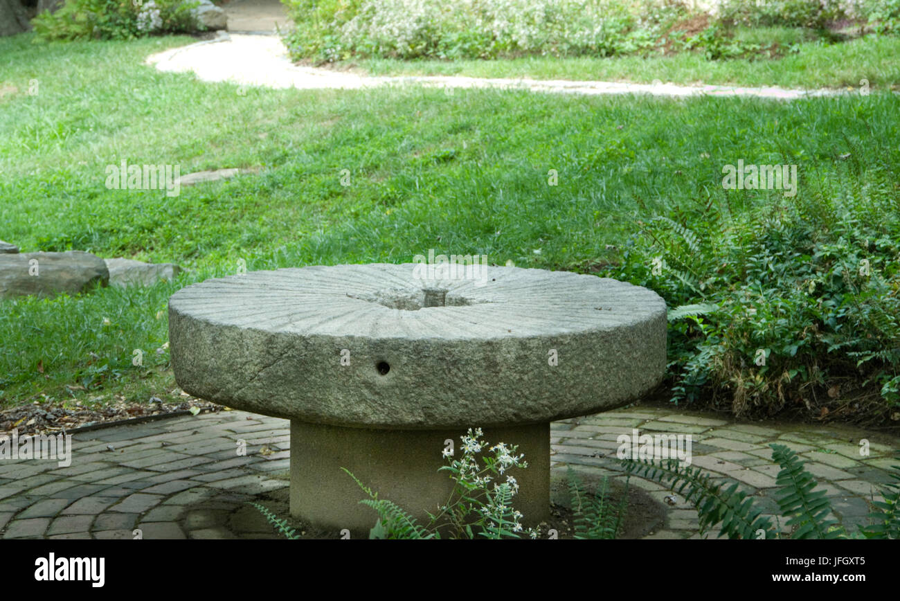 Primitive millstone hi-res stock photography and images - Alamy