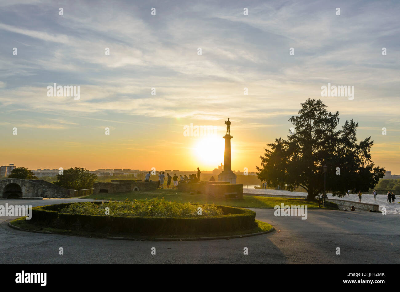 Statue of the pobednik hi-res stock photography and images - Alamy