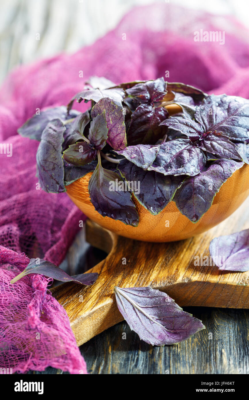 Purple basil hi-res stock photography and images - Alamy