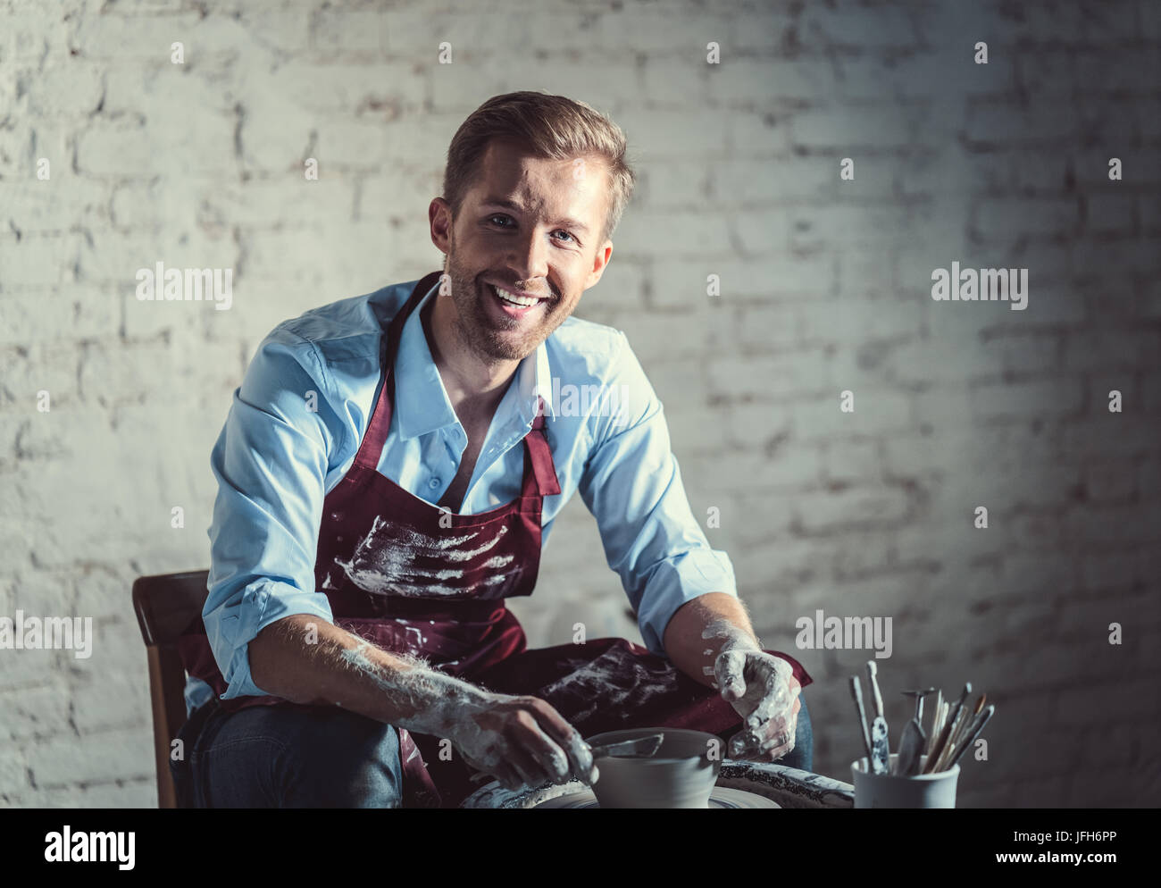 Potter at work Stock Photo - Alamy