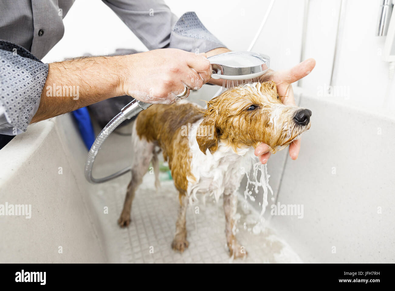 Bathing water hand hi-res stock photography and images - Alamy