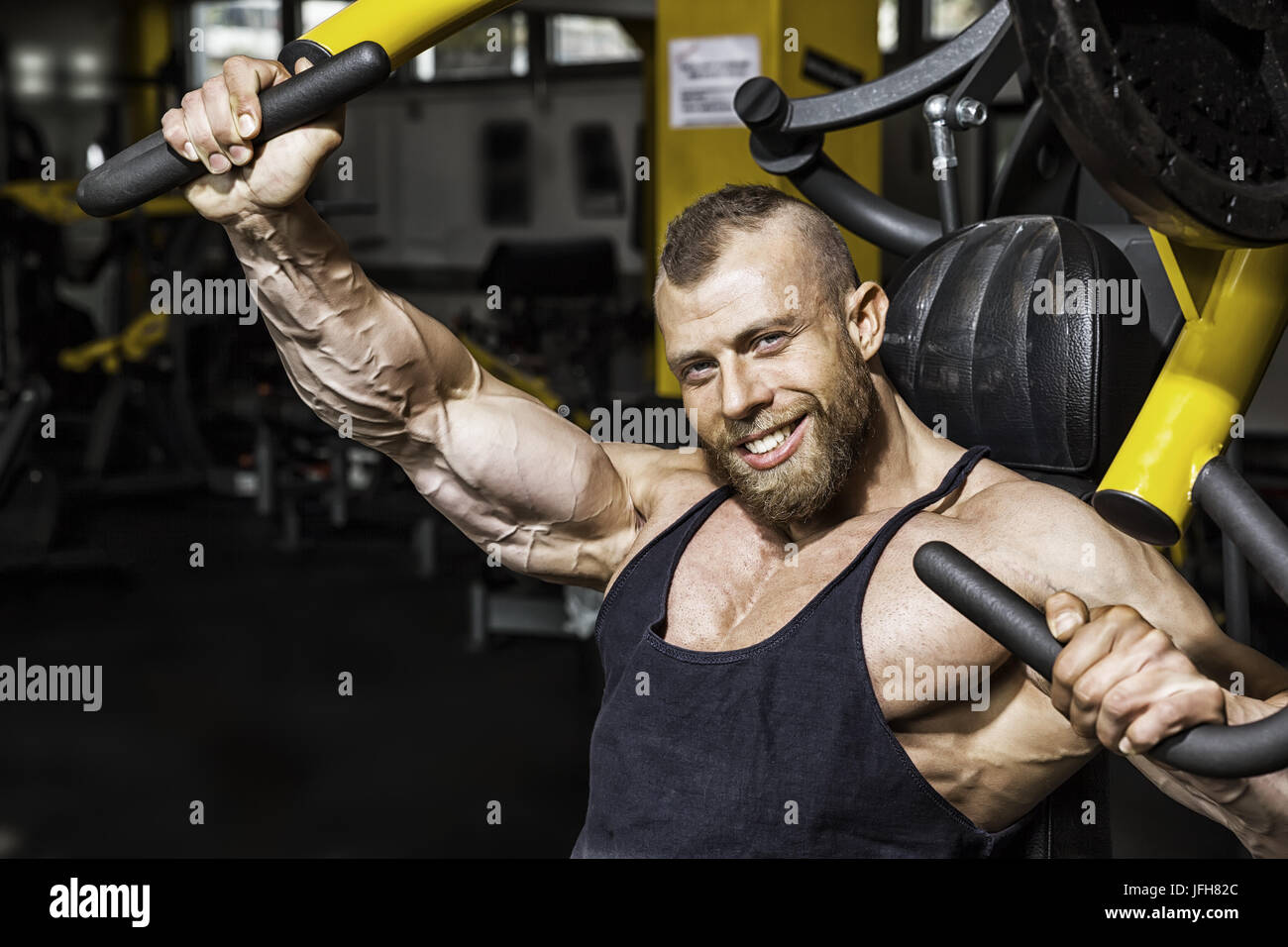 handsome bearded bodybuilding man Stock Photo - Alamy