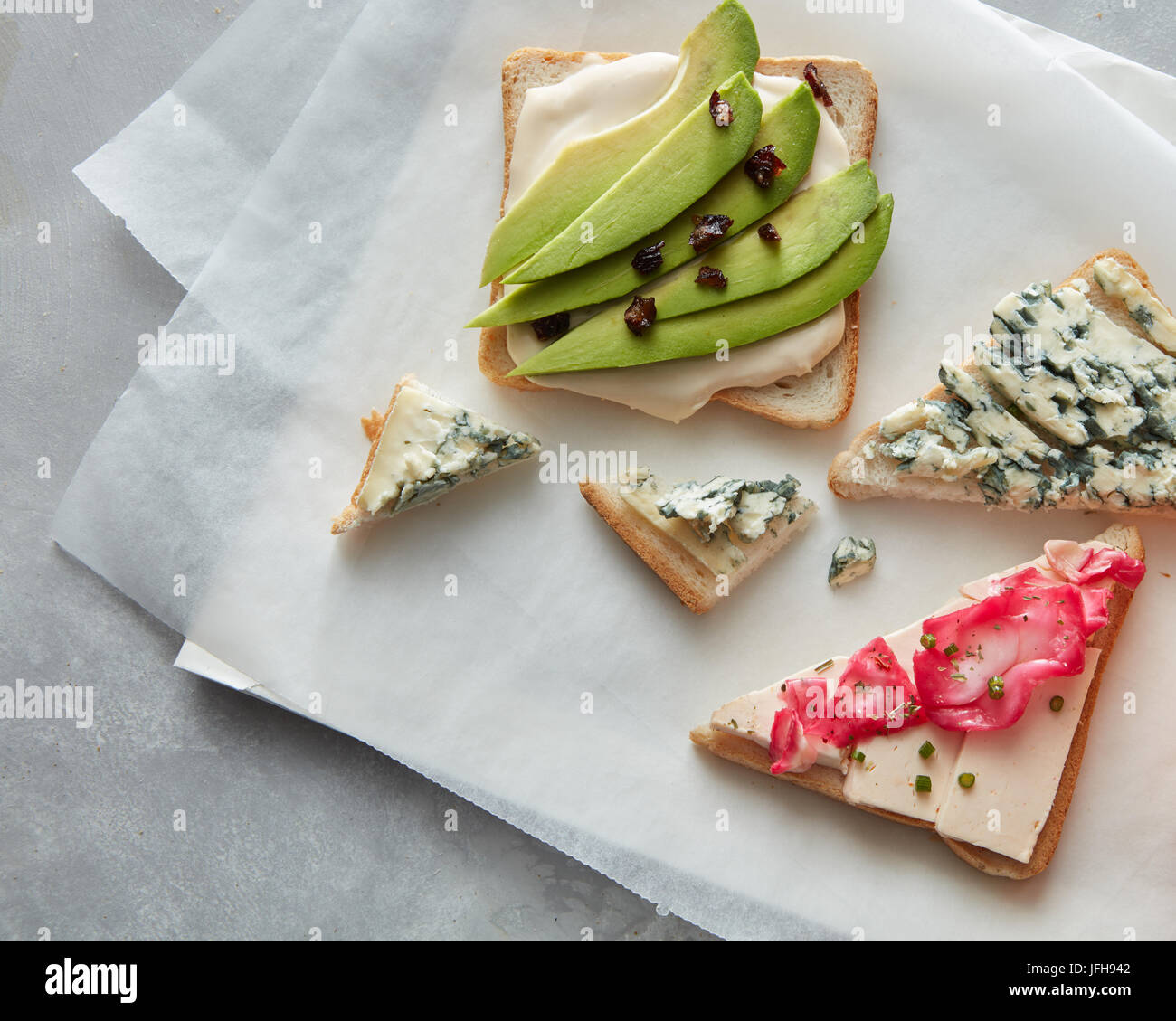 Vegetarian toasts hi-res stock photography and images - Alamy