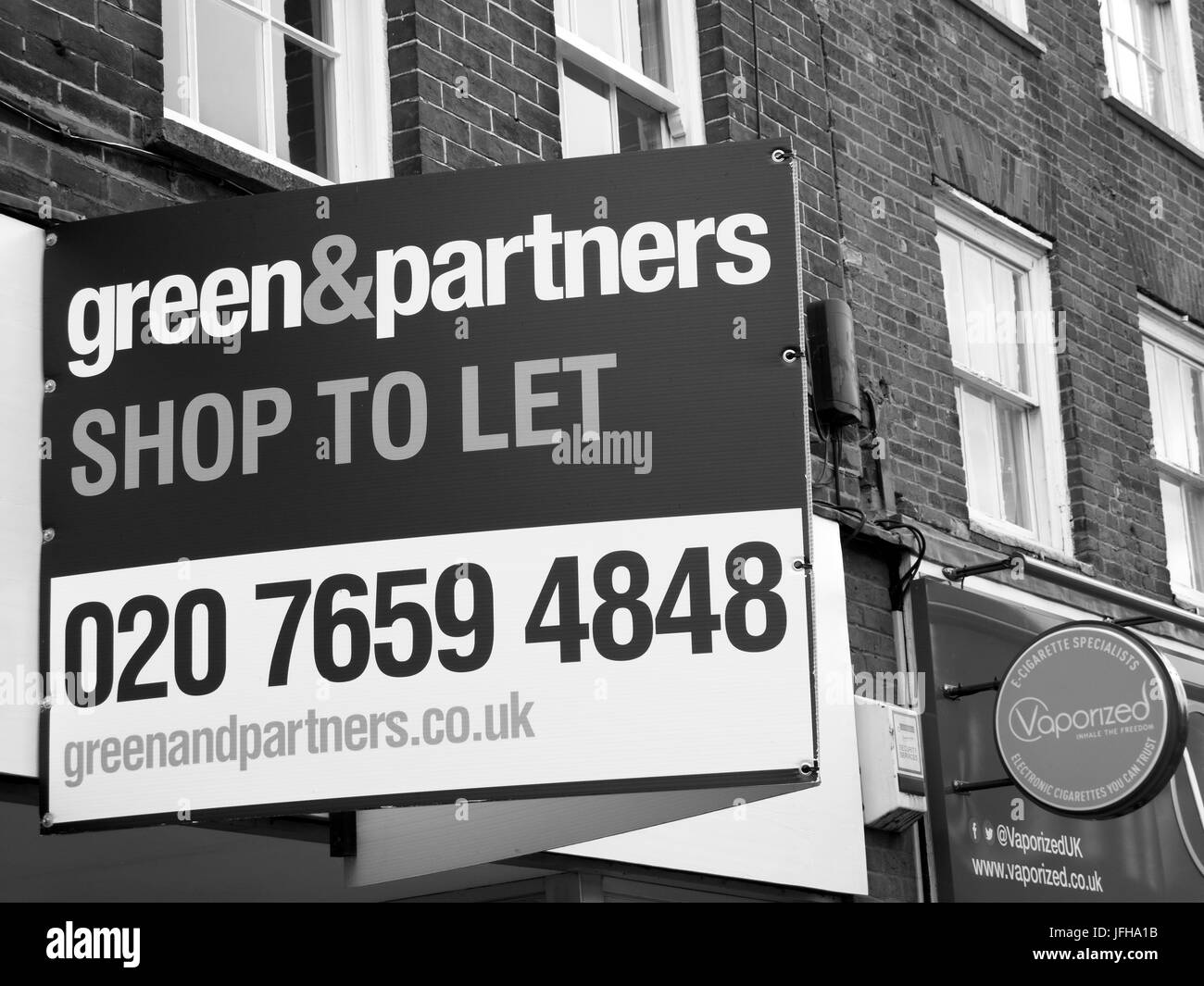 Estate Agent Green and Partners shop to let sign over vacant retail ...