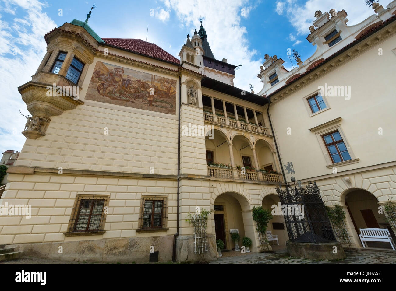 Castle Pruhonice or Pruhonicky zamek summer view (Prague, Czech Stock ...