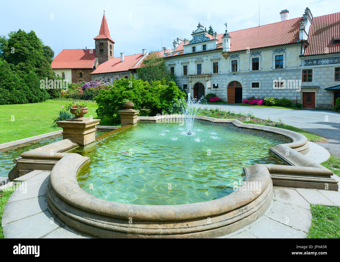 Castle Pruhonice or Pruhonicky zamek summer view (Prague, Czech Stock ...
