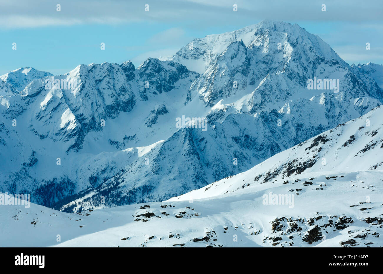 Morning winter ski resort Molltaler Gletscher (Austria Stock Photo - Alamy