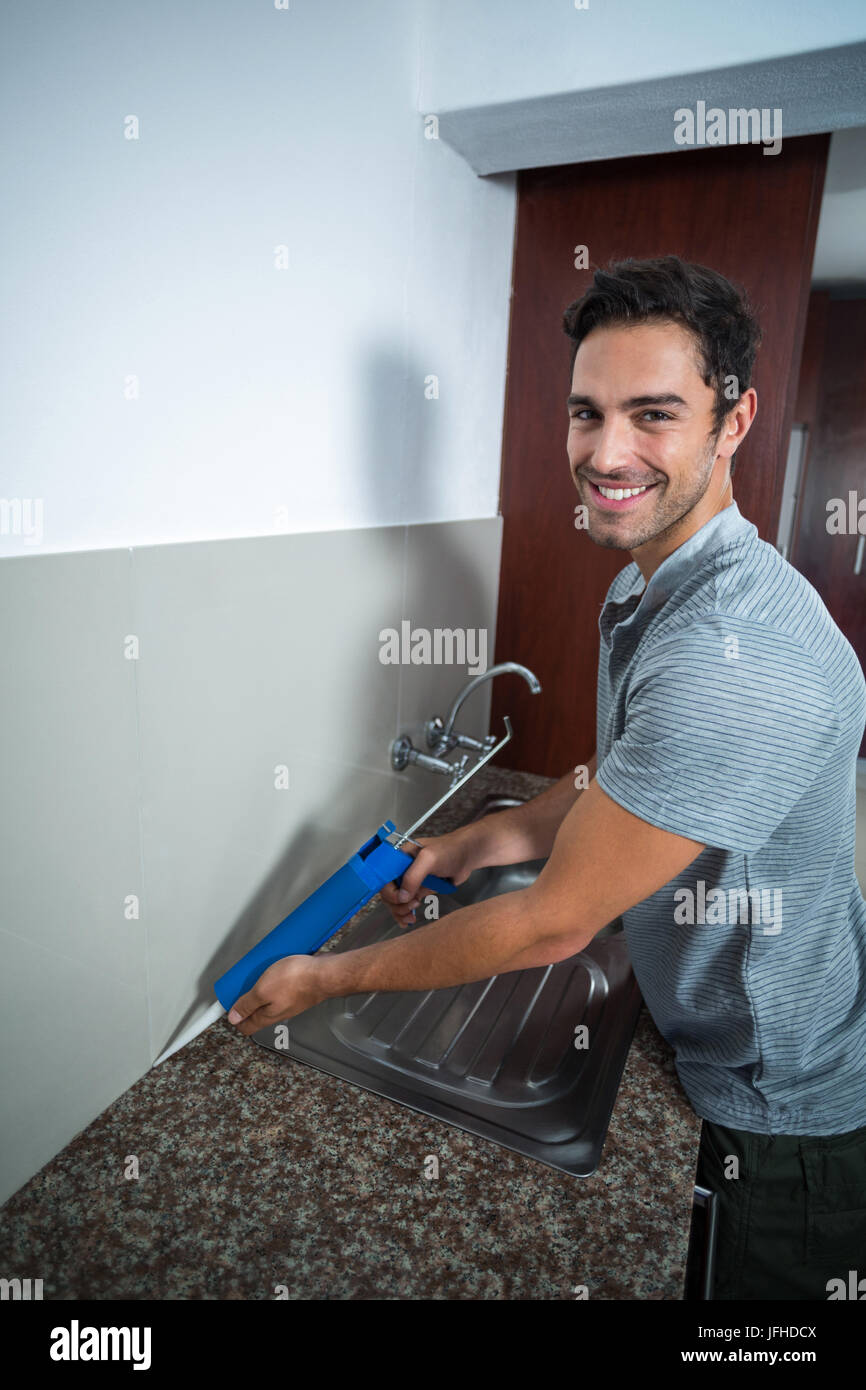 Pest control injection hi-res stock photography and images - Alamy