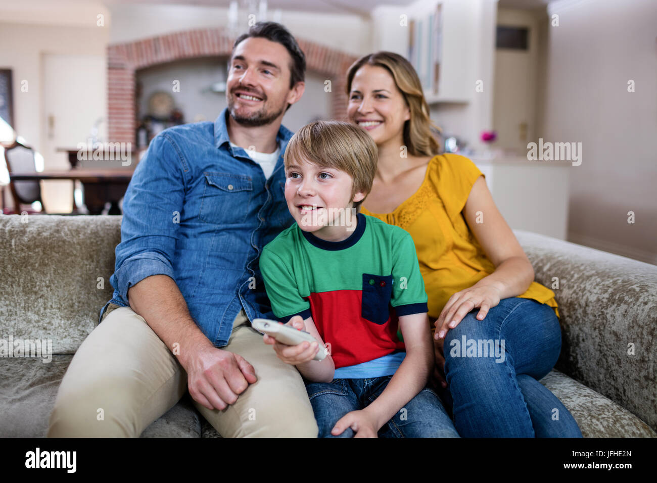 Mother son watching tv in hi-res stock photography and images - Alamy