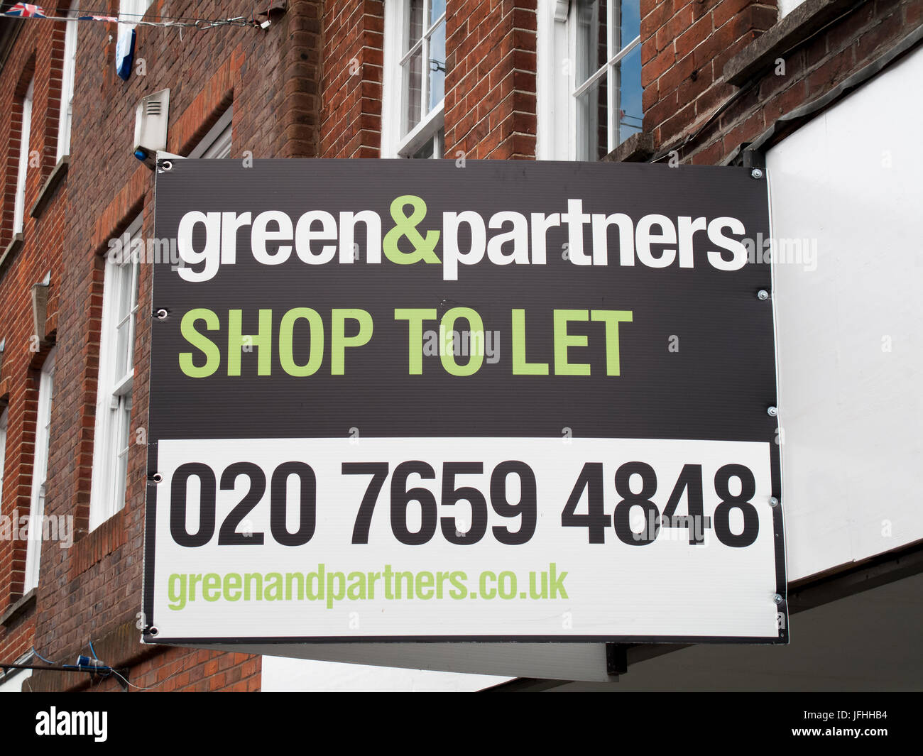 Estate Agent Green and Partners shop to let sign over vacant retail ...