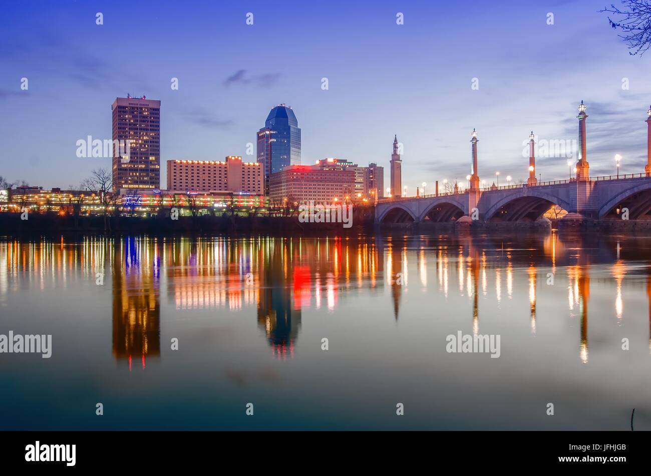 Springfield skyline hi-res stock photography and images - Alamy