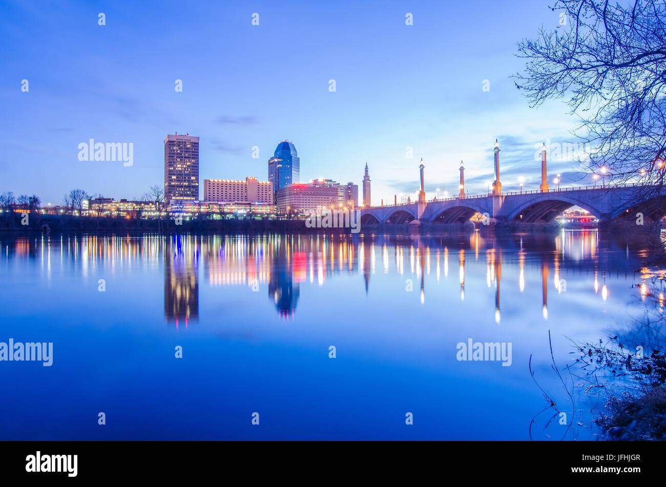 springfield massachusetts city skyline early morning Stock Photo - Alamy
