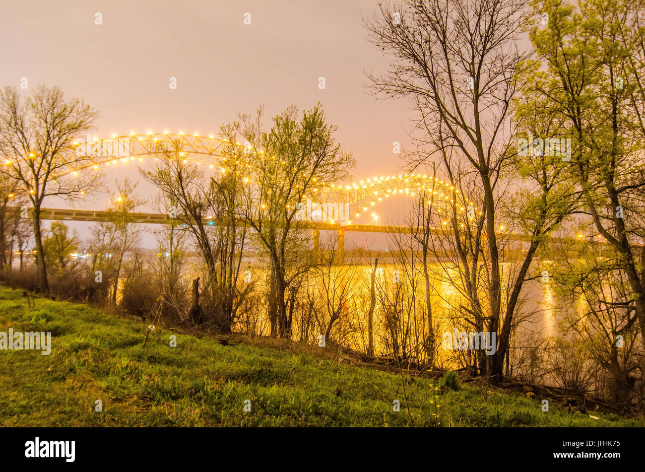 Hernando de Soto Bridge - Memphis Tennessee at night Stock Photo - Alamy