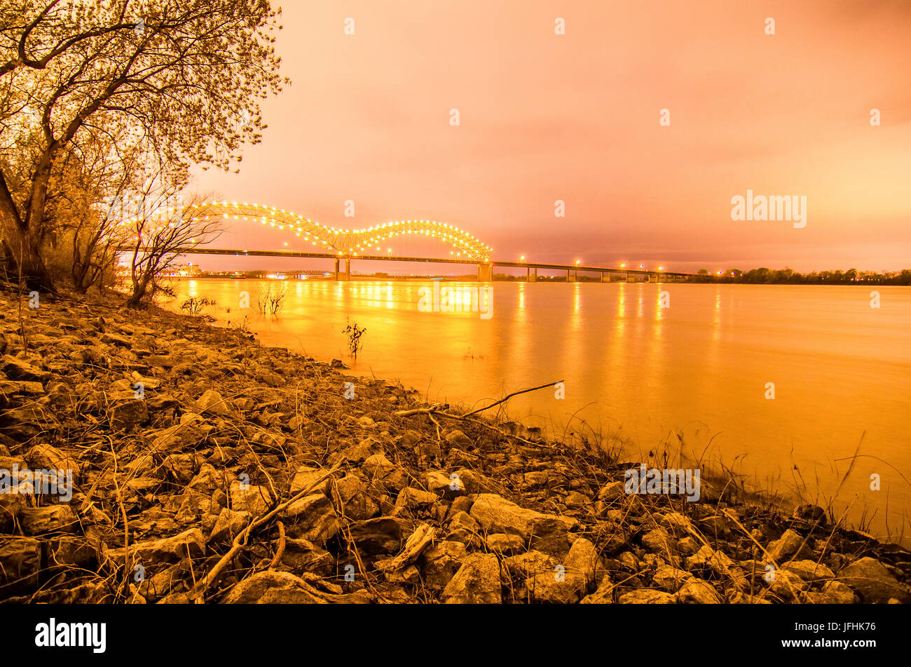 Hernando de Soto Bridge - Memphis Tennessee at night Stock Photo - Alamy