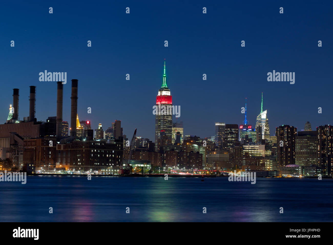 King kong empire state building hi-res stock photography and images - Alamy