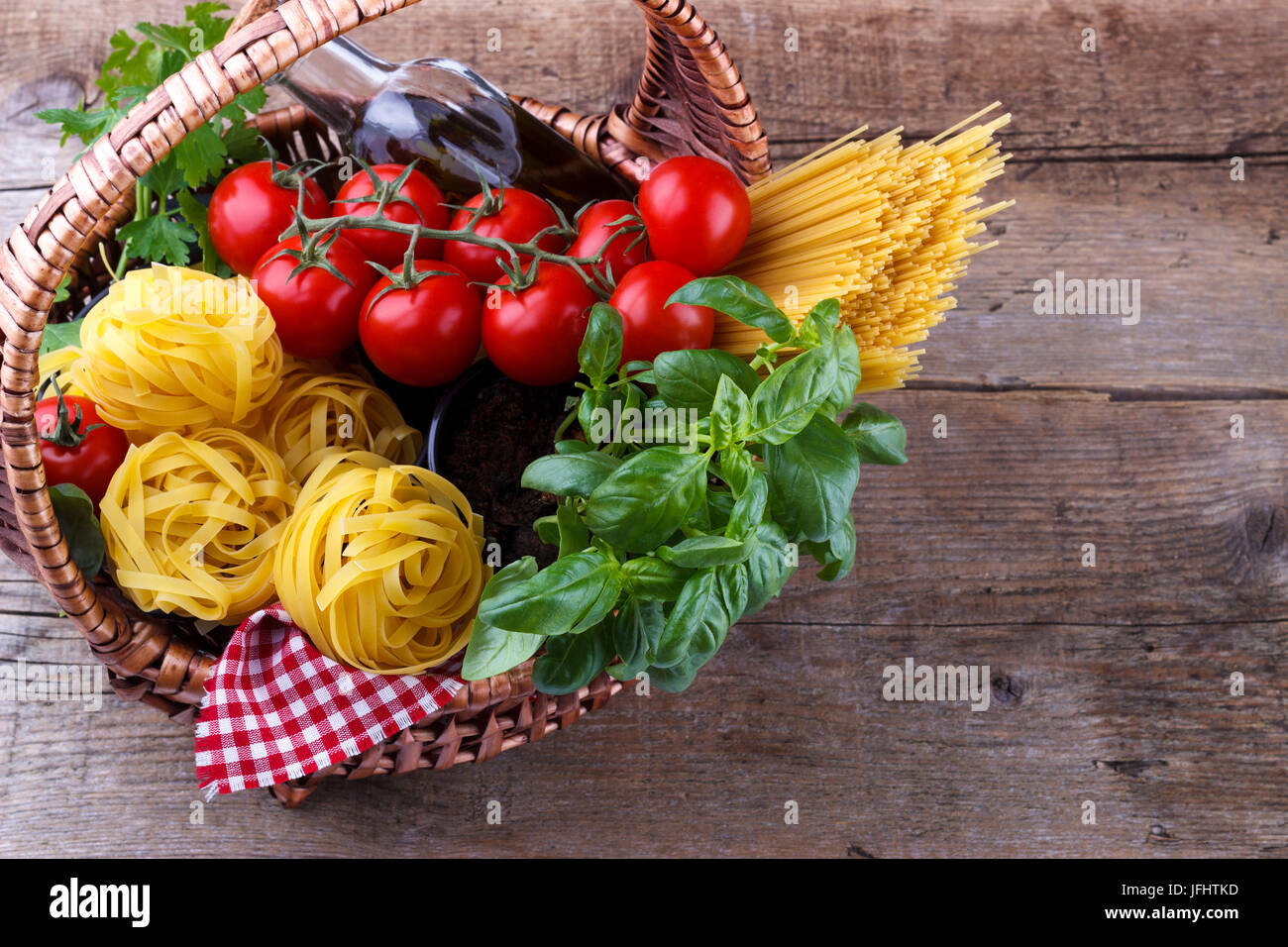 Italian food pasta ingredients Stock Photo - Alamy