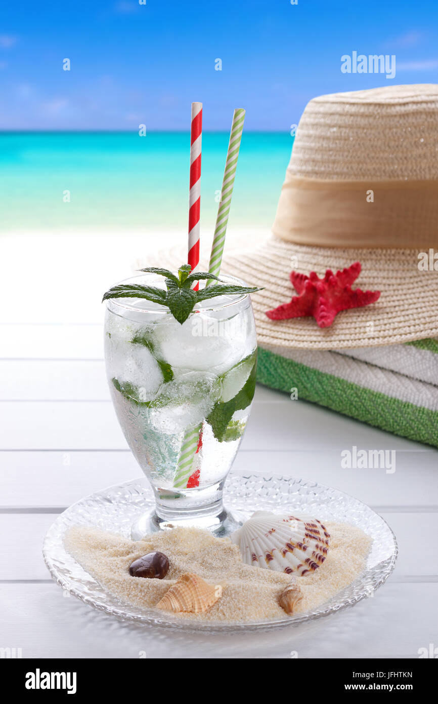 Summer beach refreshing hi-res stock photography and images - Alamy