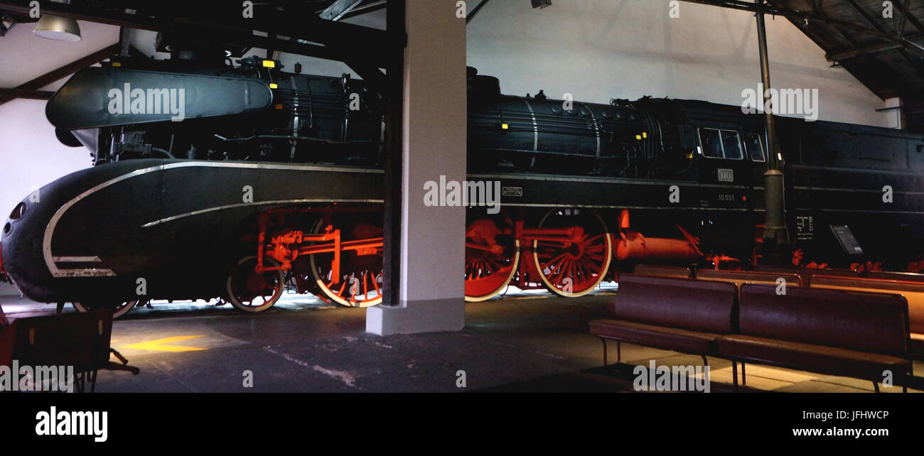 10 001 hi-res stock photography and images - Alamy