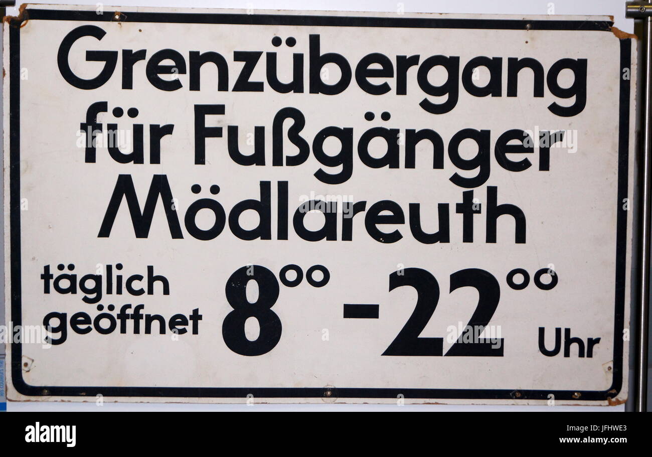 Border Crossing Sign,Germany Stock Photo - Alamy