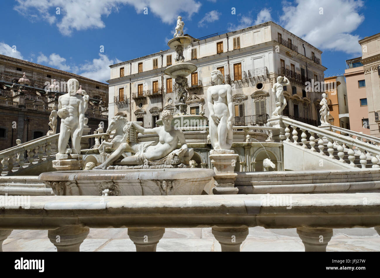 Italy, southern Italy, Sicily, Sicilia, Palermo, Piazza Pretoria, well ...