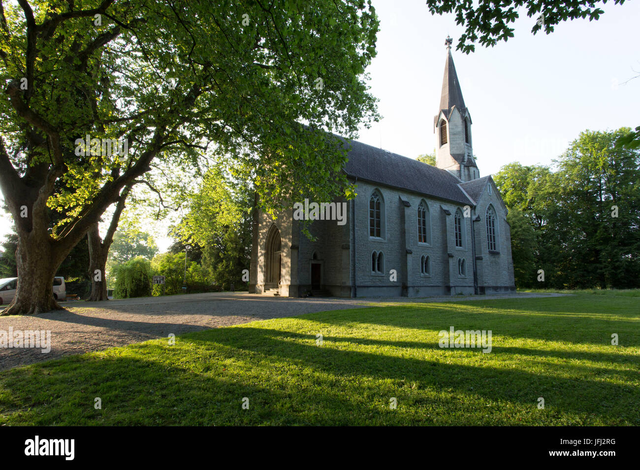 Church, park, tree Stock Photo - Alamy