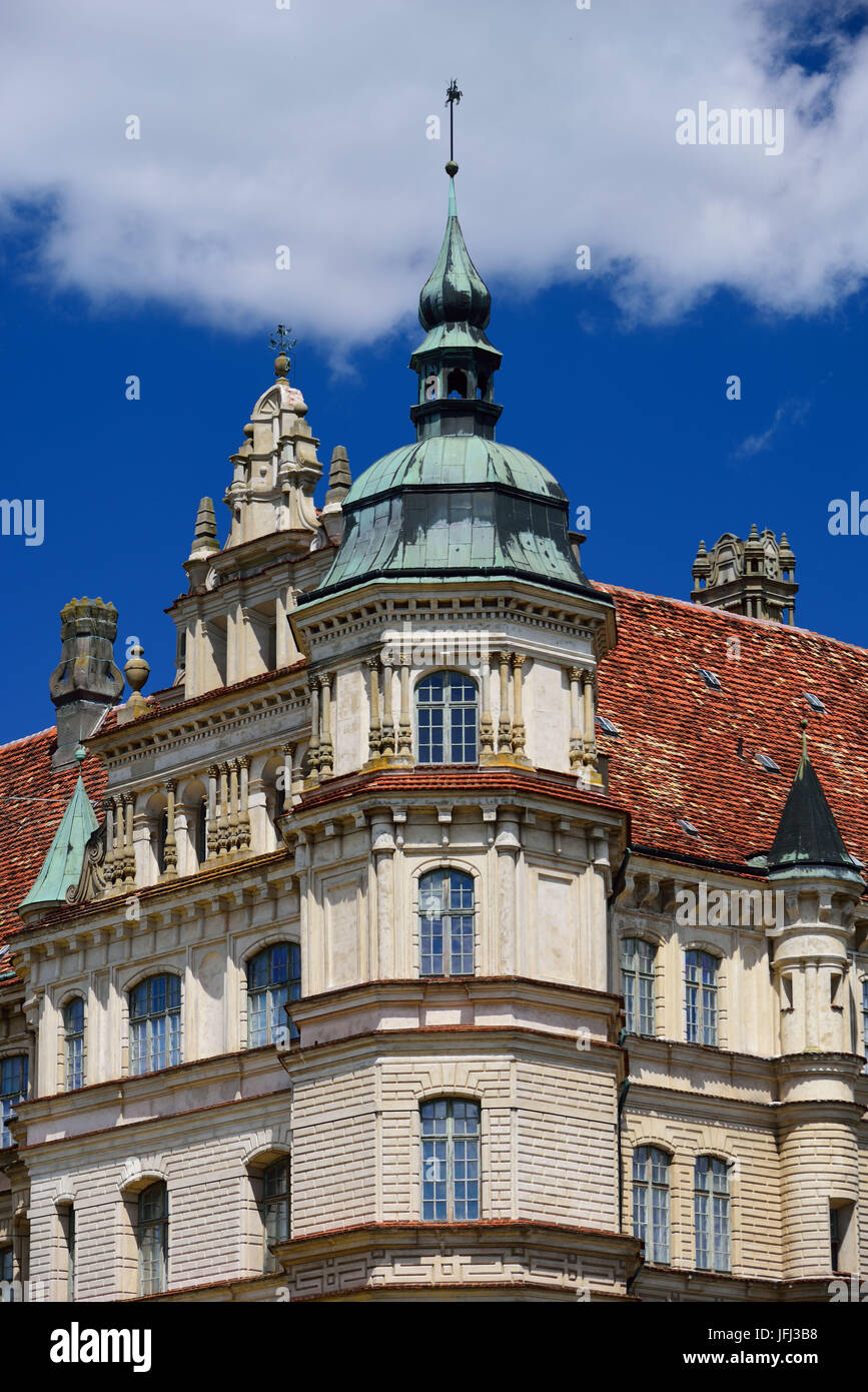 Detail of 16th century castle hi-res stock photography and images - Alamy