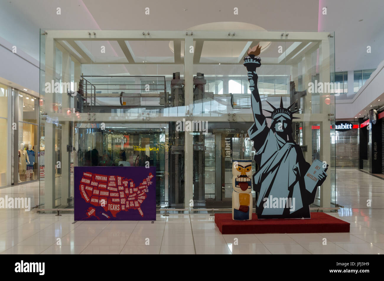 Packages Shopping Mall, Lahore, Pakistan Stock Photo - Alamy