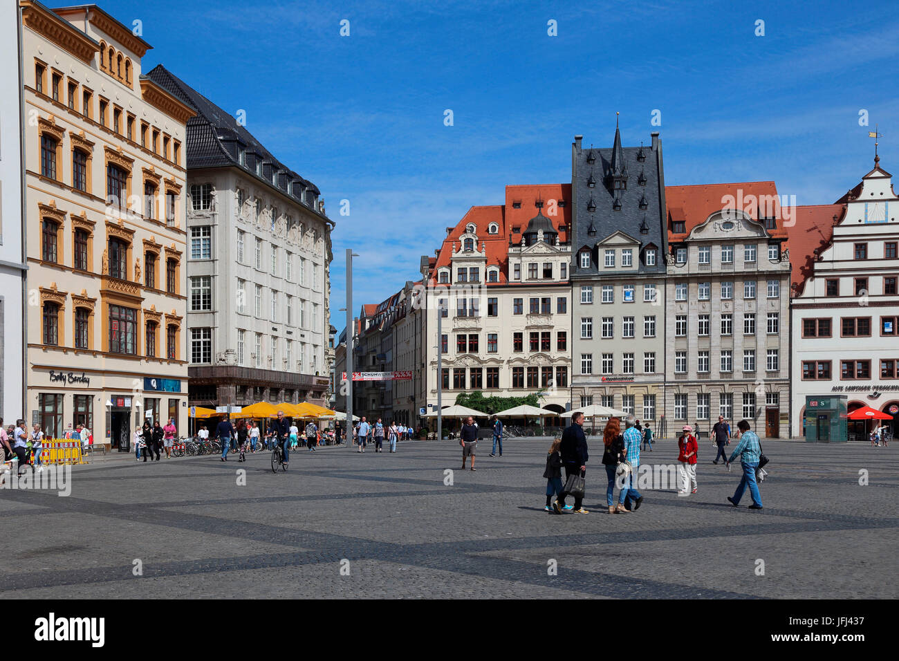 Leipzig market hi-res stock photography and images - Alamy