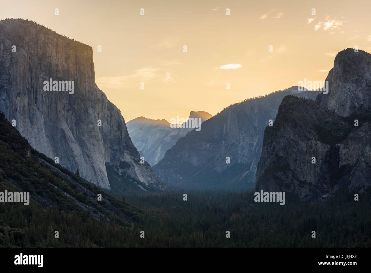 Tunnel View Yosemite national park, the USA, California Stock Photo - Alamy