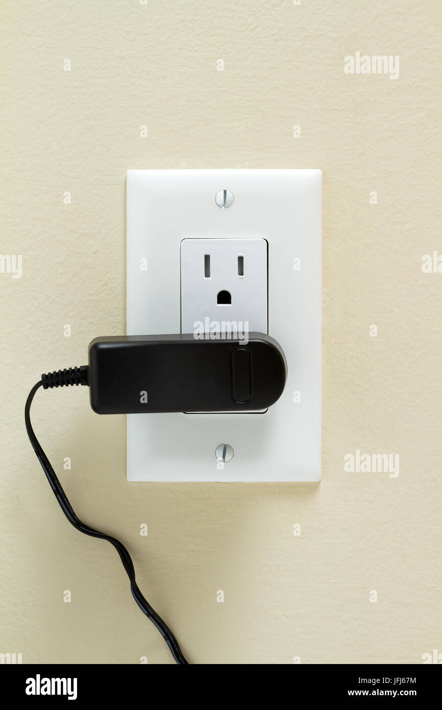 110v electric hi-res stock photography and images - Alamy