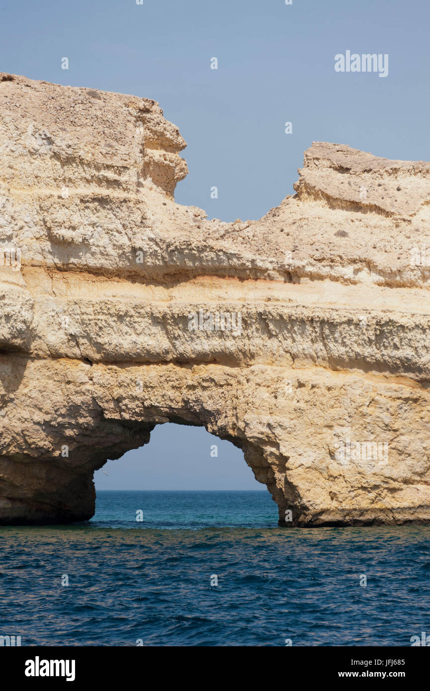 Oman rock formation hi-res stock photography and images - Alamy