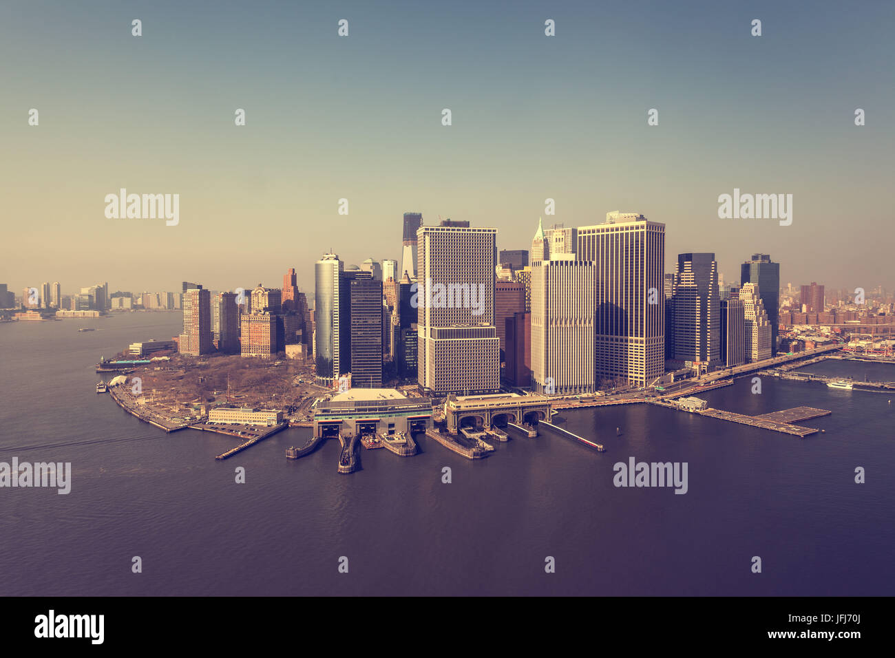 New york city skyline from above hi-res stock photography and images ...