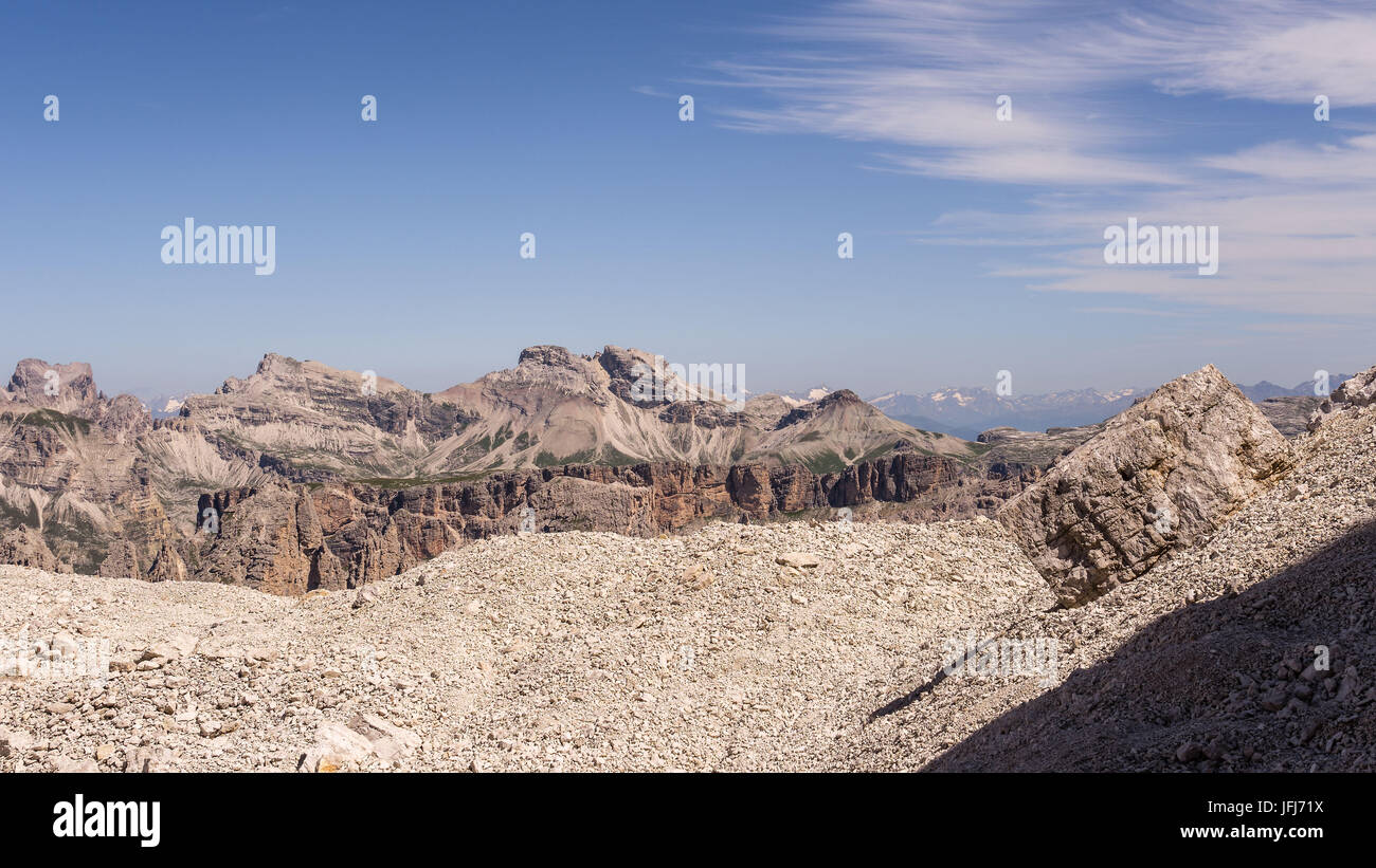 Rock scenery in the Pisciadu via ferrata, dolomites, Sella group, Alta ...