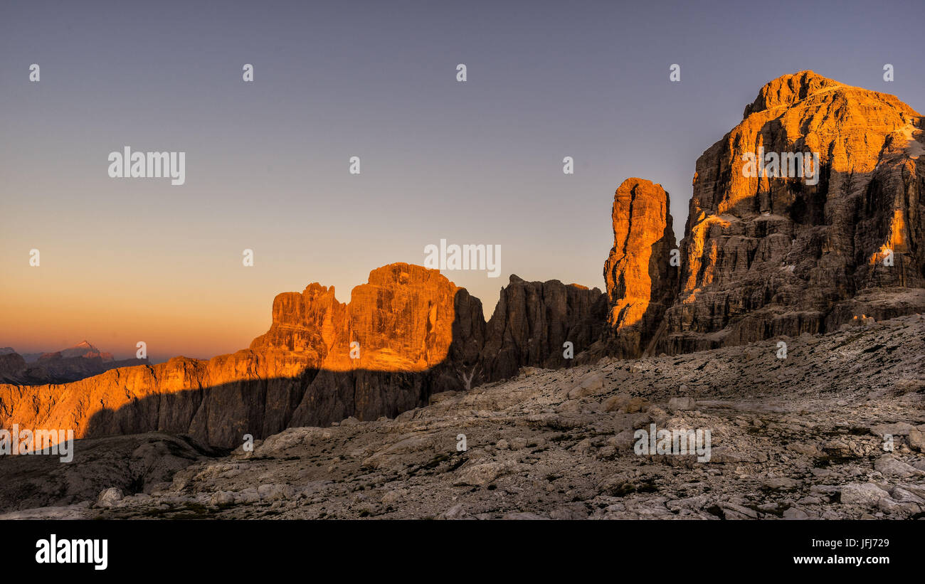 Mountain landscape in the Pisciadu via ferrata at sundown, dolomites ...