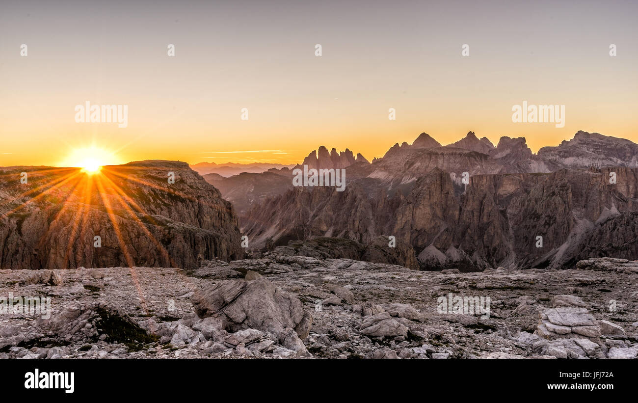 Mountain landscape in the Pisciadu via ferrata at sundown, dolomites ...