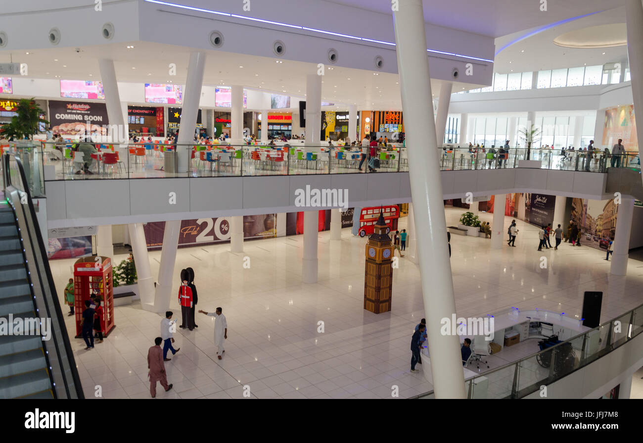 Retail shopping lahore hi-res stock photography and images - Alamy