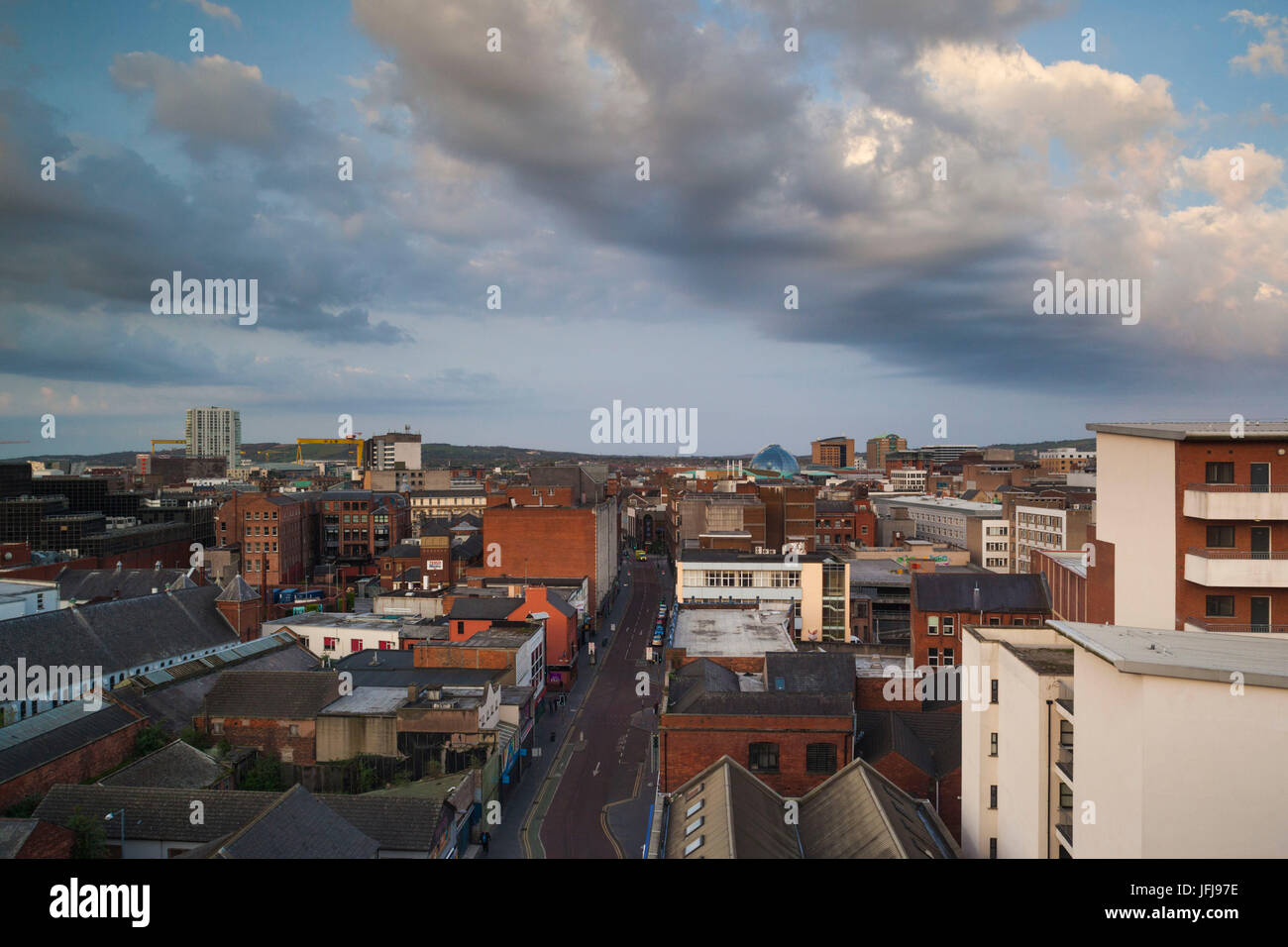 Belfast street view hi-res stock photography and images - Alamy