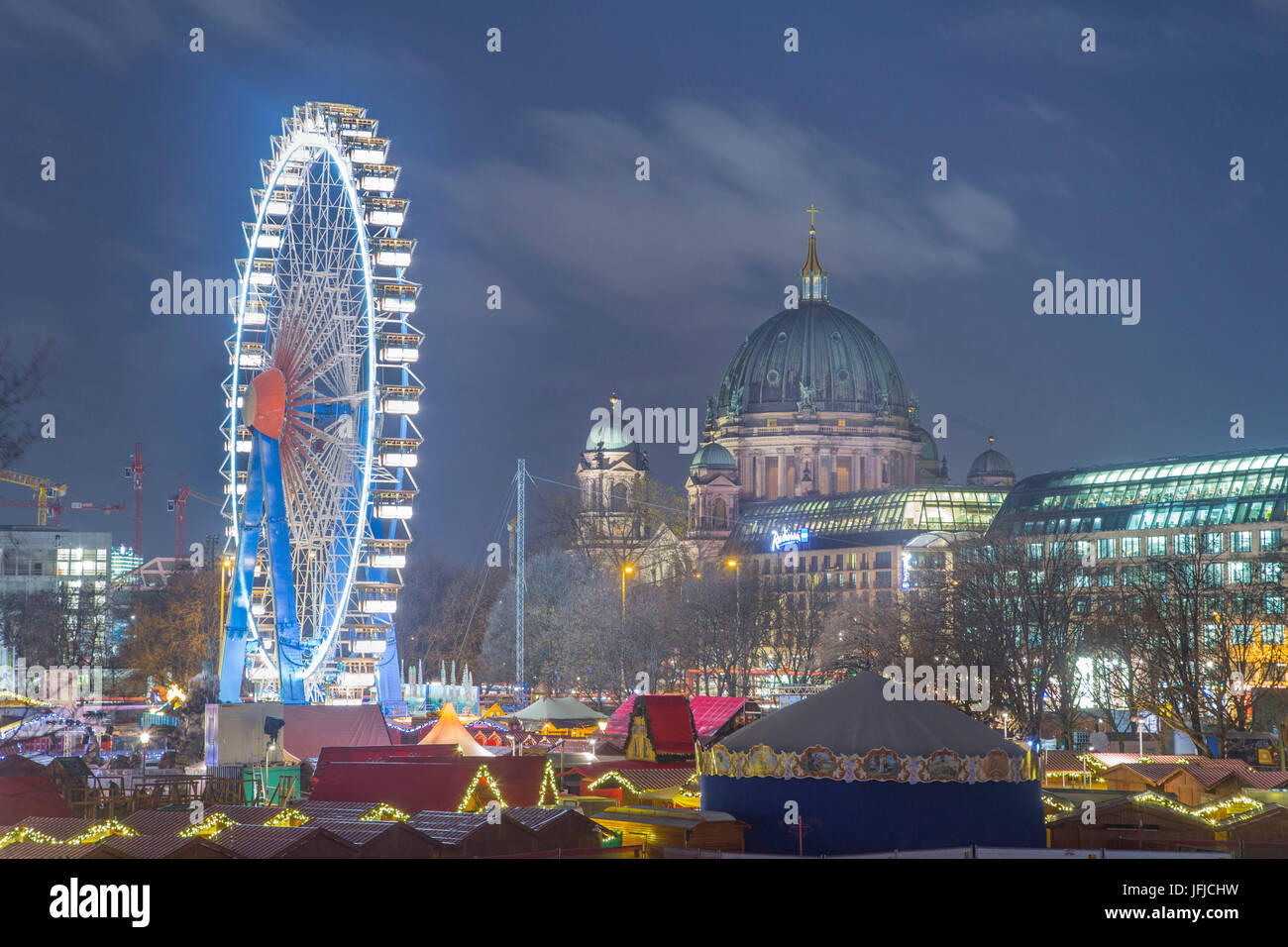 Berlin ferris wheel hi-res stock photography and images - Alamy