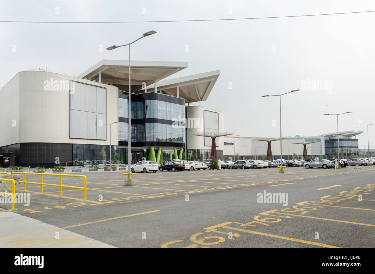 Exterior of Packages Shopping Mall, Lahore, Pakistan Stock Photo - Alamy