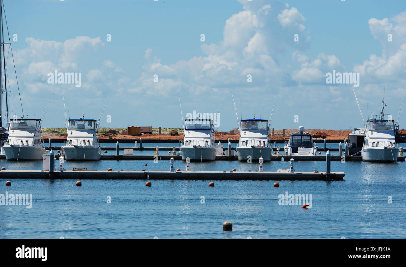 Cuban fishing boats hi-res stock photography and images - Alamy