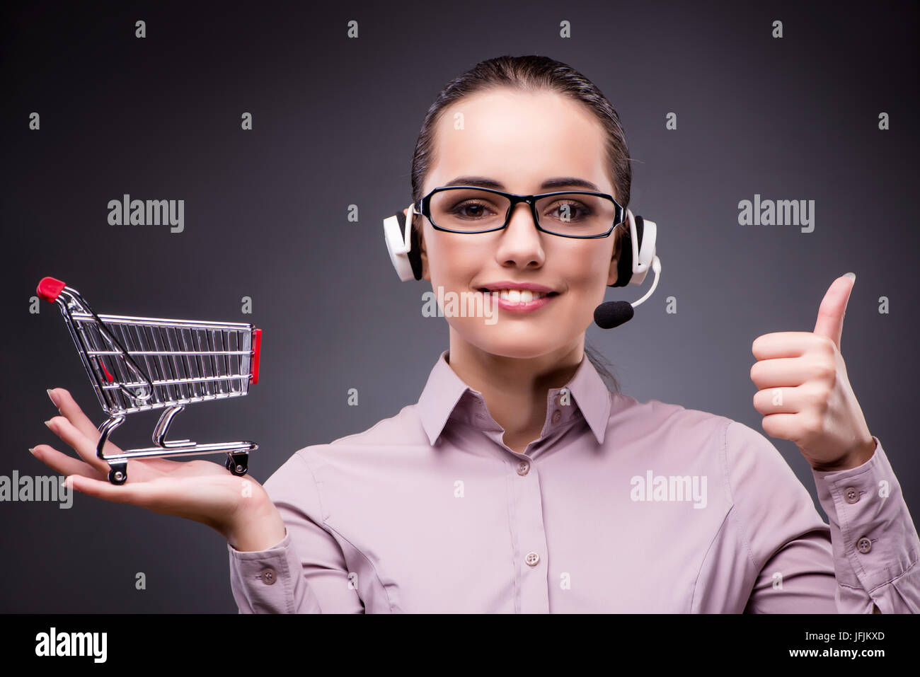 Teleshopping internet hi-res stock photography and images - Alamy