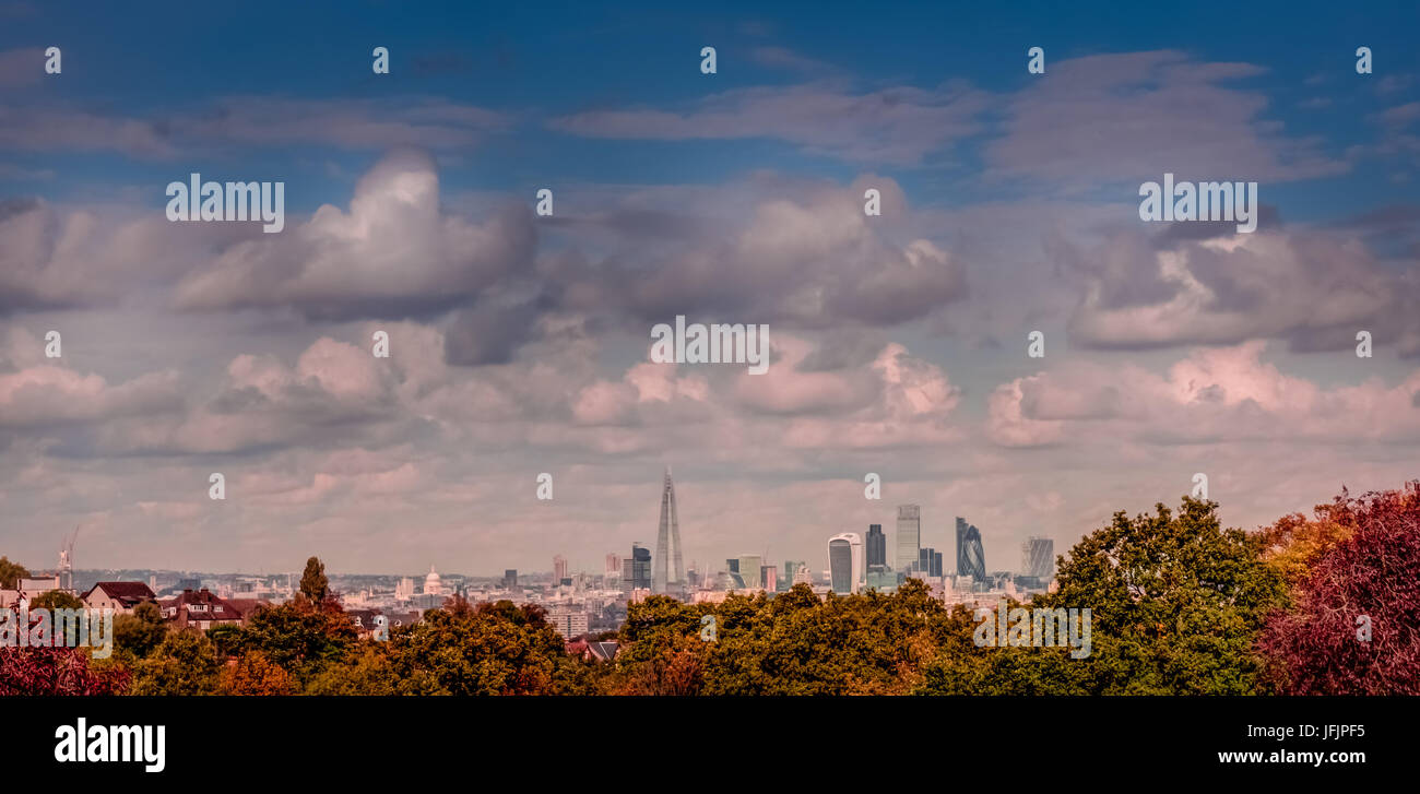 Shard panorama wide hi-res stock photography and images - Alamy