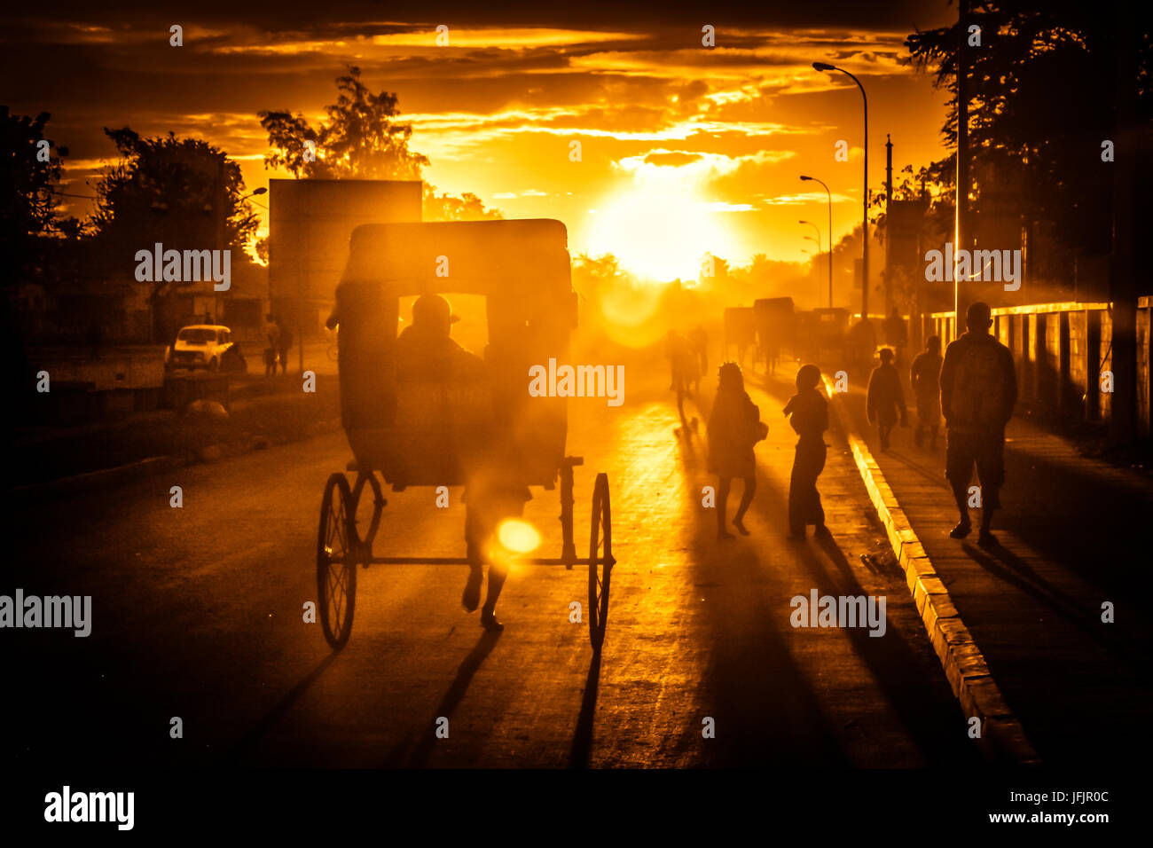 Riding barefoot hi-res stock photography and images - Alamy