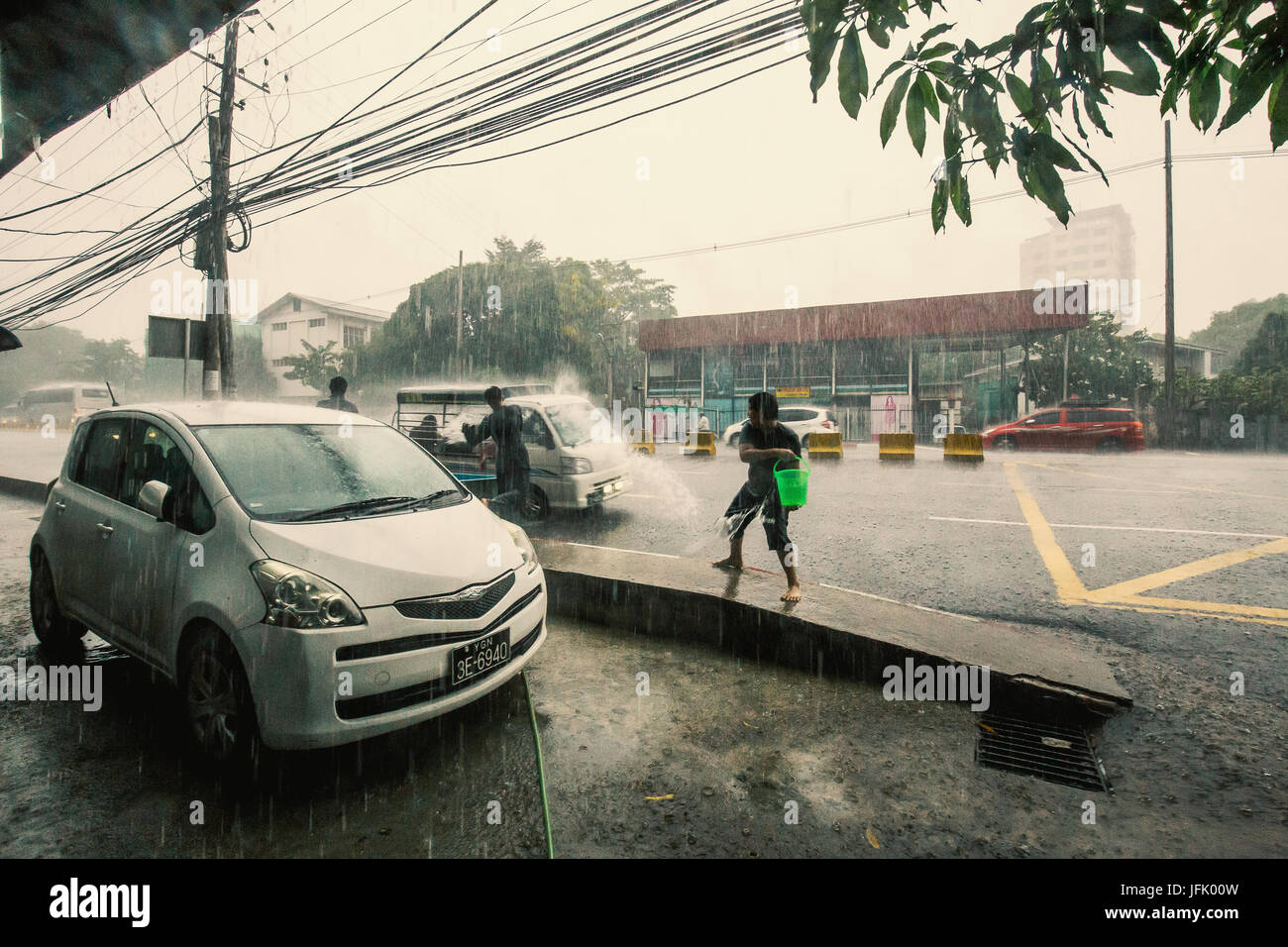 Waterfing festival thingyan songkran festival in Yangon / Ragoon ...