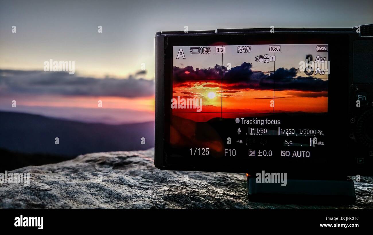 Camera making taking photo hi-res stock photography and images - Alamy